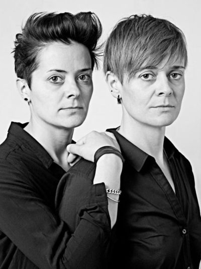 21 Fotografías de personas idénticas que ni se conocían