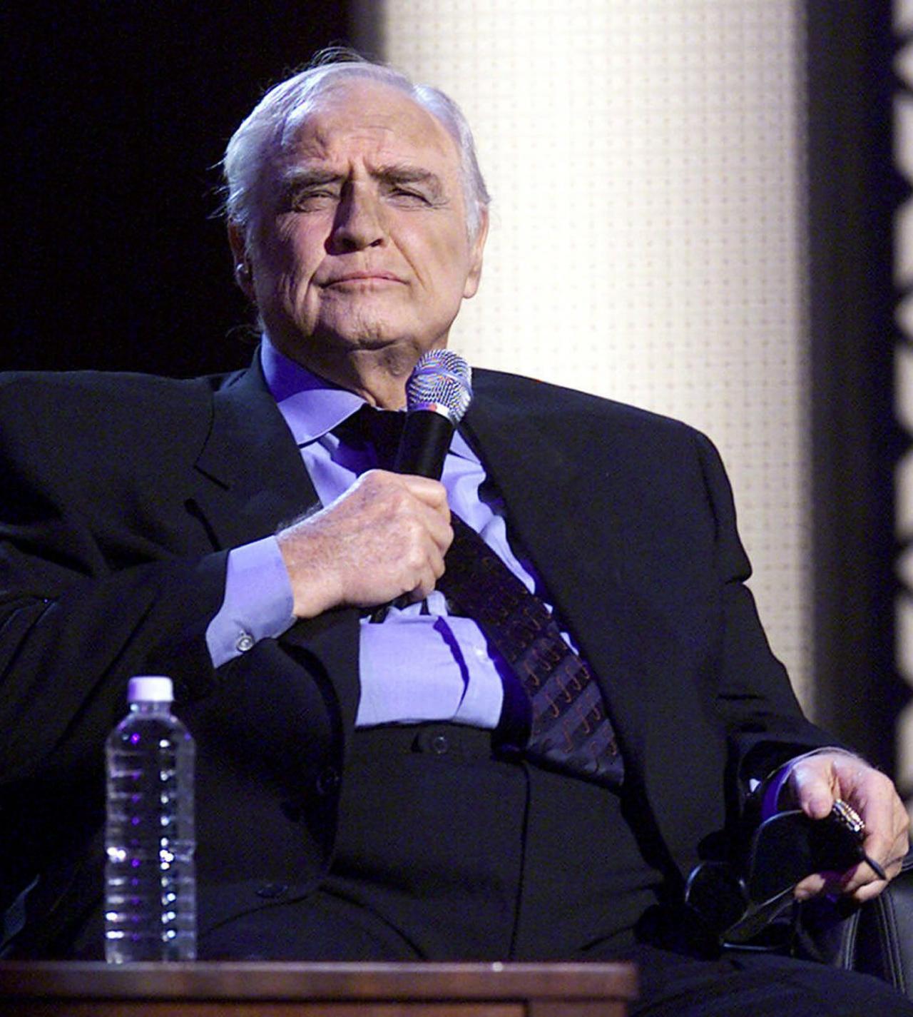 15 Momentos que marcaron la vida del genial Marlon Brando