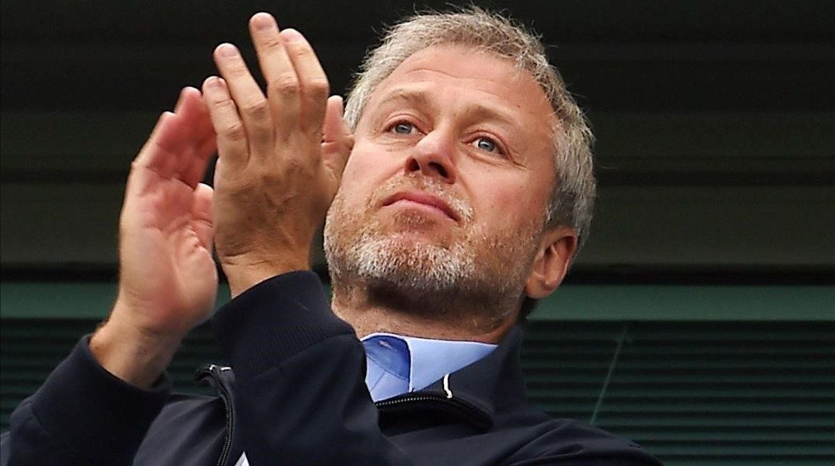 Román Abramovich anunció la venta del Chelsea tras polémica