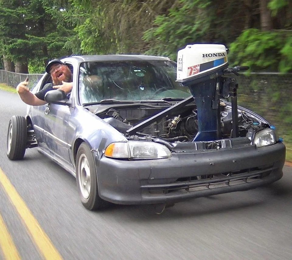 17 Automóviles graciosos que puedes ver en circulación