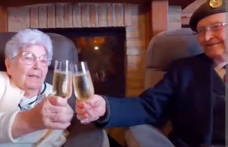 Veterano se reencuentra con mujer que vio hace 80 años