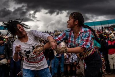 Takanakuy la tradición a golpes en Perú para Navidad