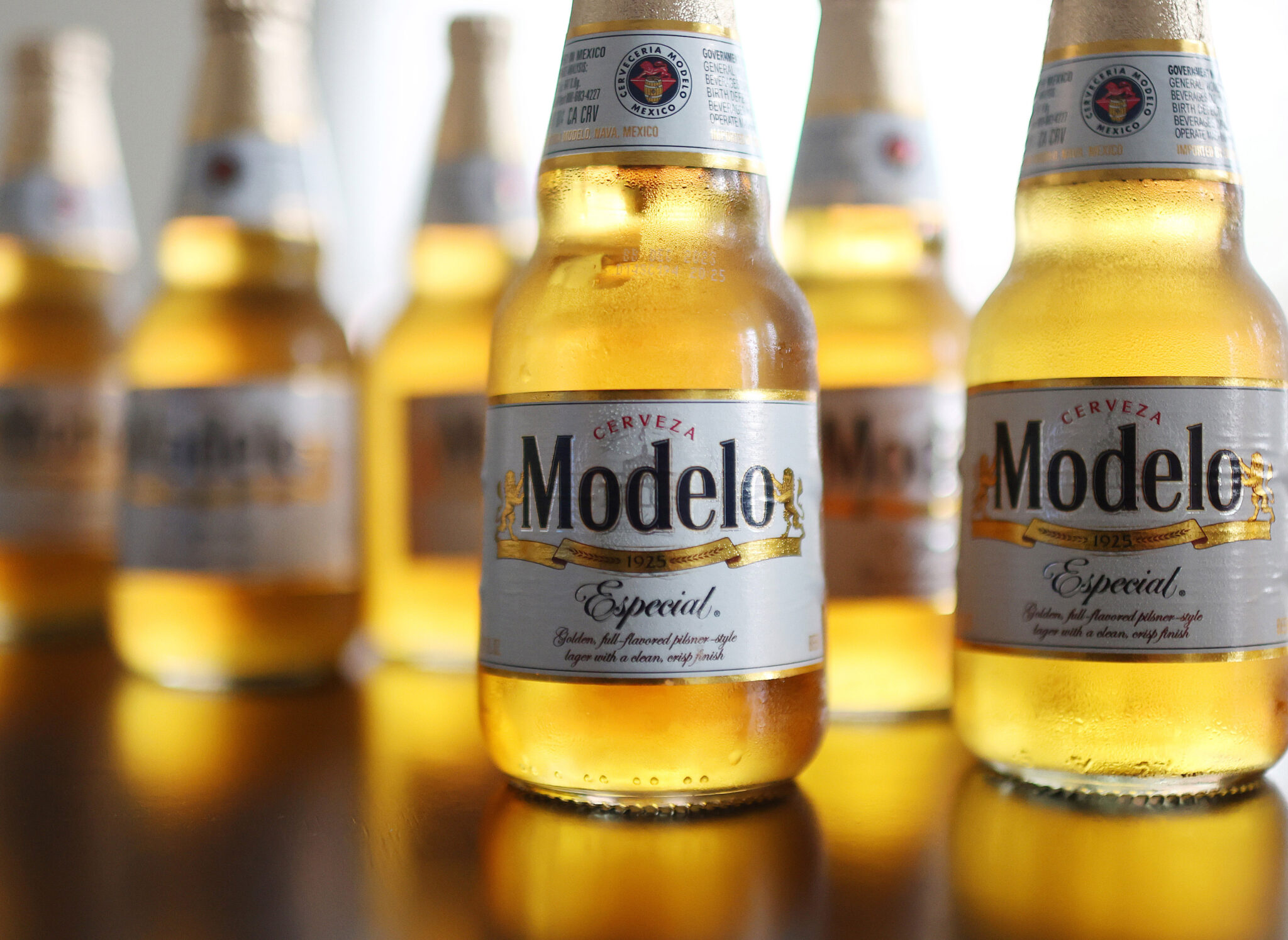 Modelo destrona de Bud Light como la más vendida en EE. UU.